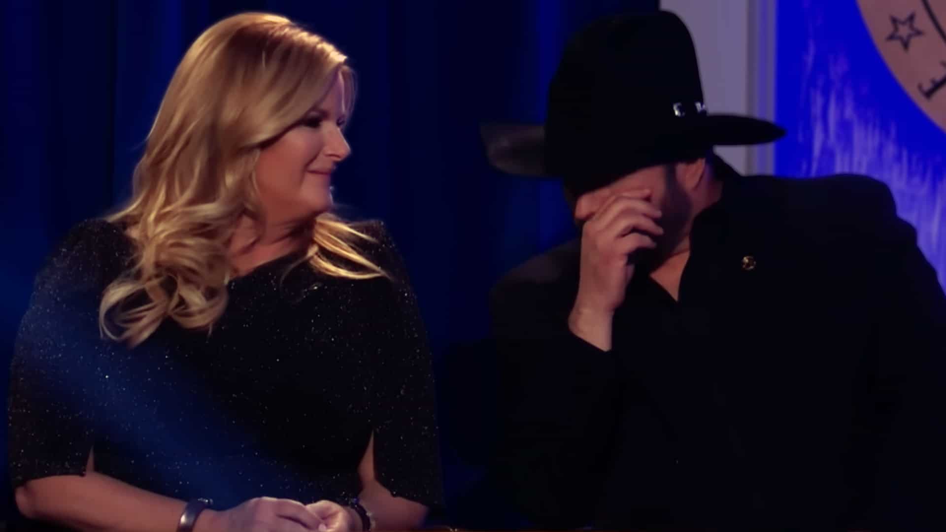 Chris Stapleton Leaves Garth Brooks in Tears With a Soul-Shaking ...